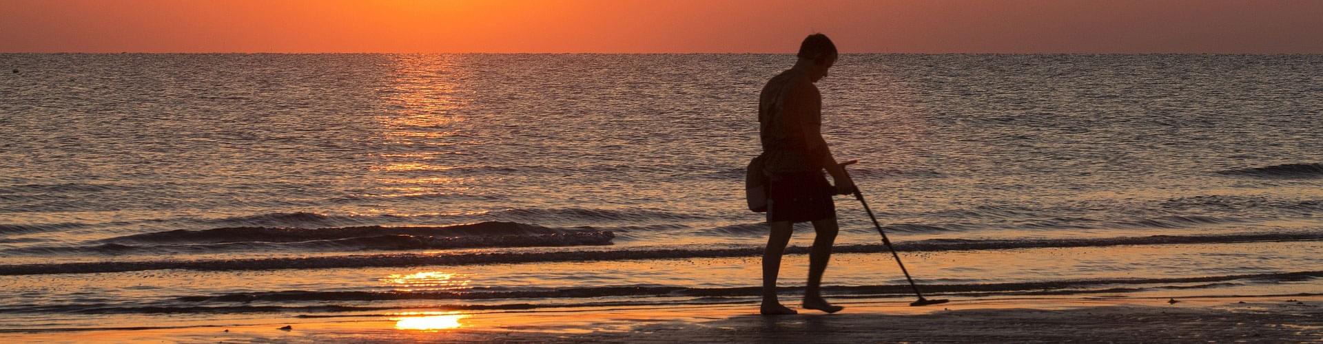 Geocaching Adventures: Treasure Hunting UK